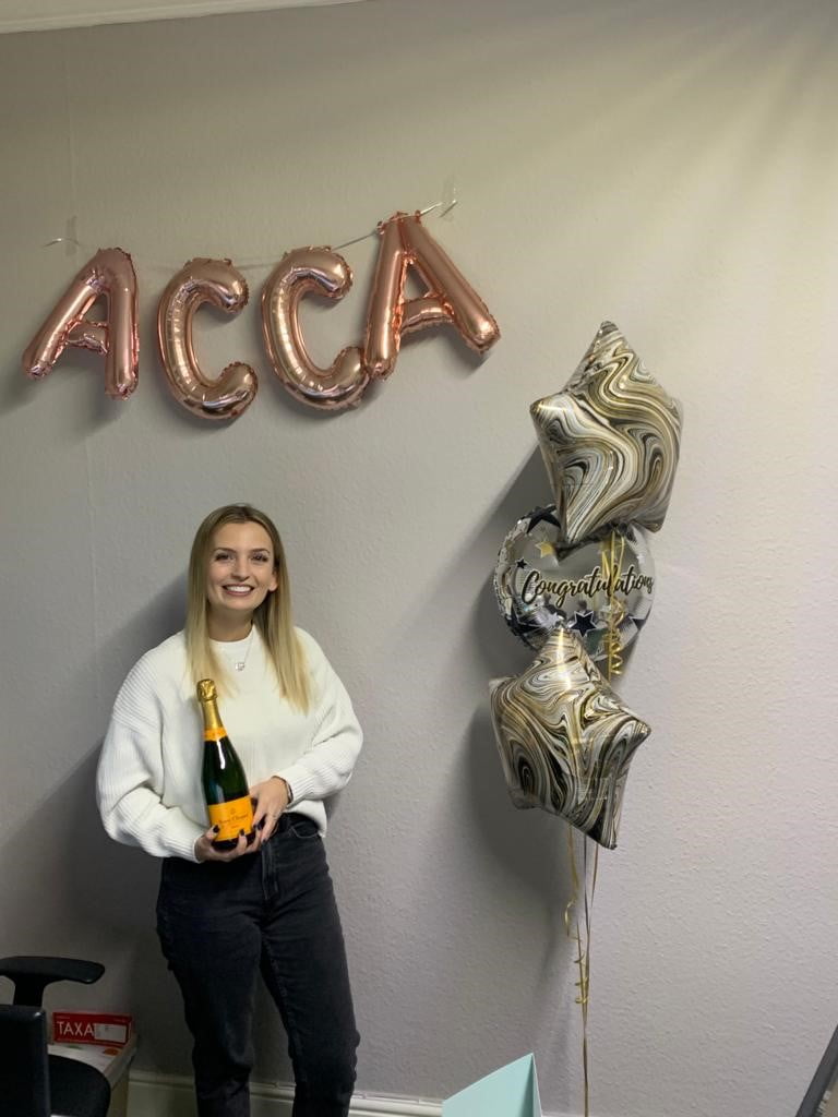 Lauren passes ACCA qualification - McPhersons: Chartered Accountants in ...